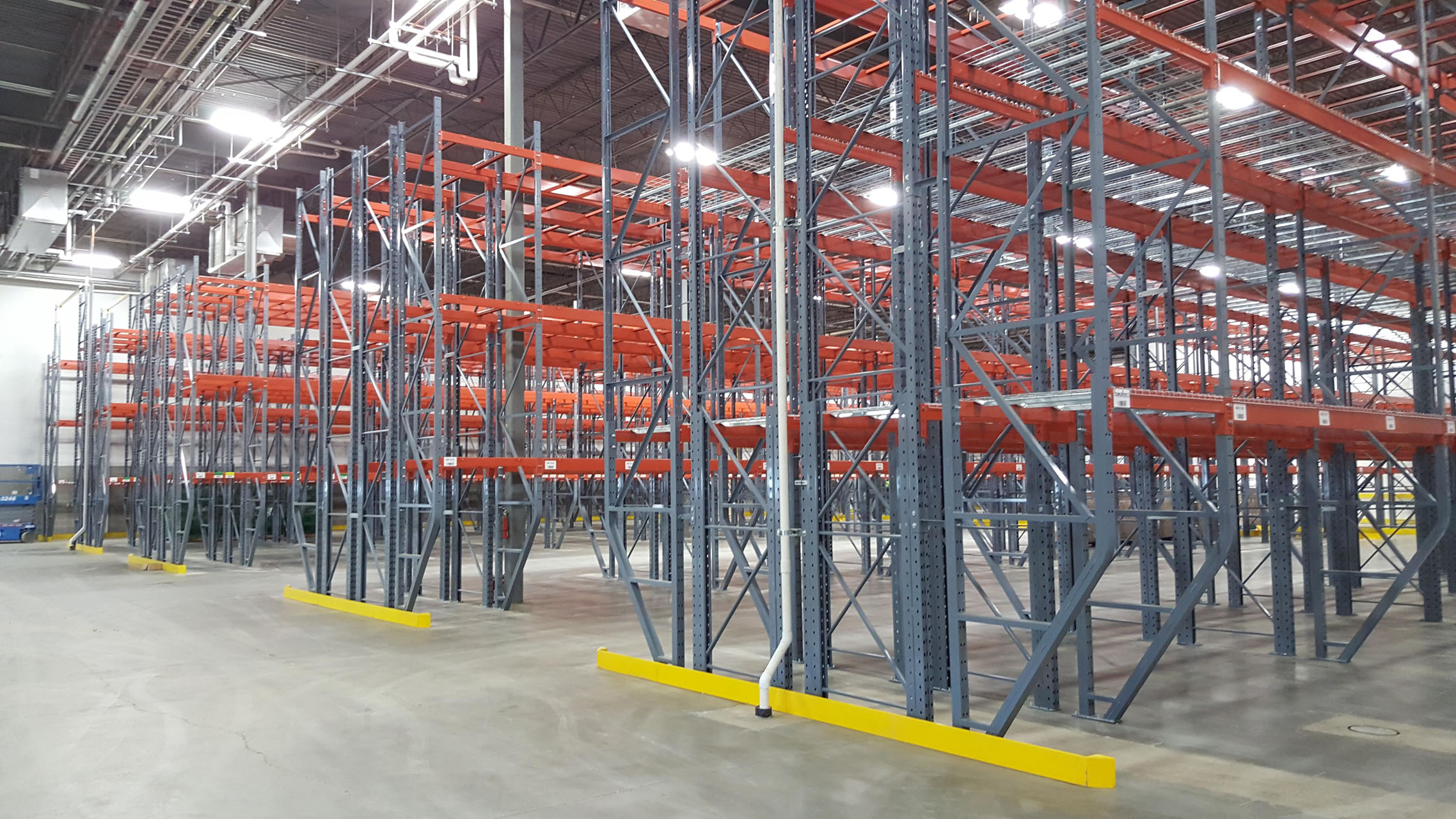 Warehouse Pallet Racking Canada | Heavy Duty Racking Systems