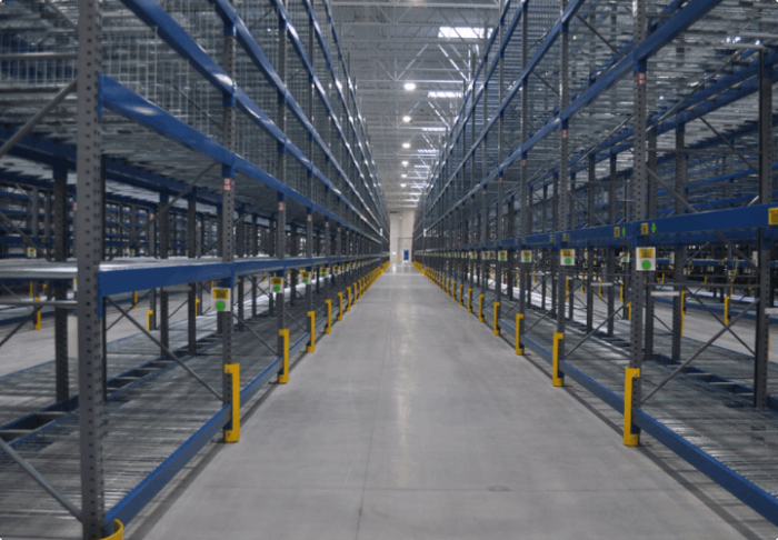 Warehouse Pallet Racking Canada | Heavy Duty Racking Systems